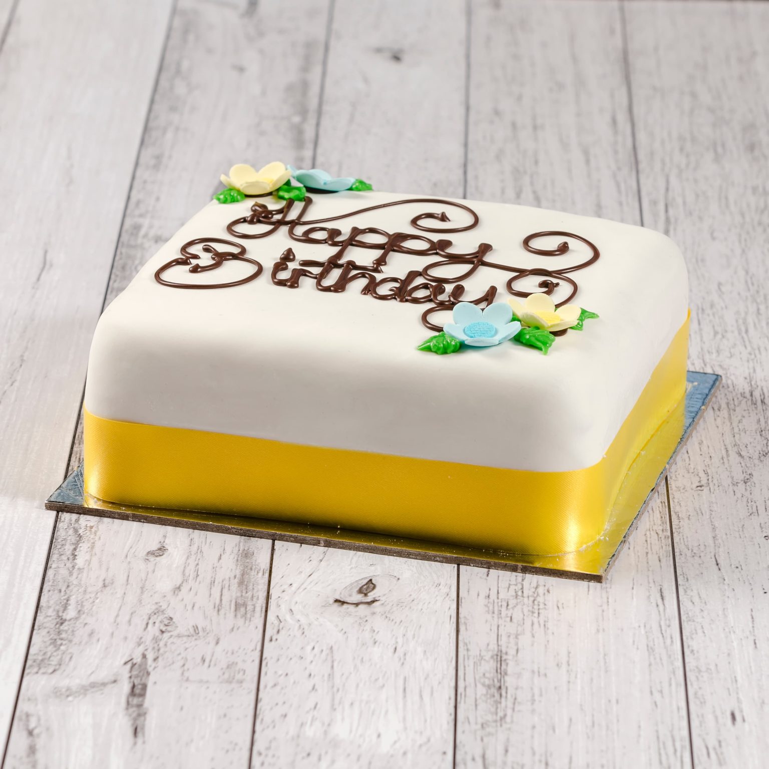 Birthday Fruit Cake – Iced All Over - Shingle Inn City Hall